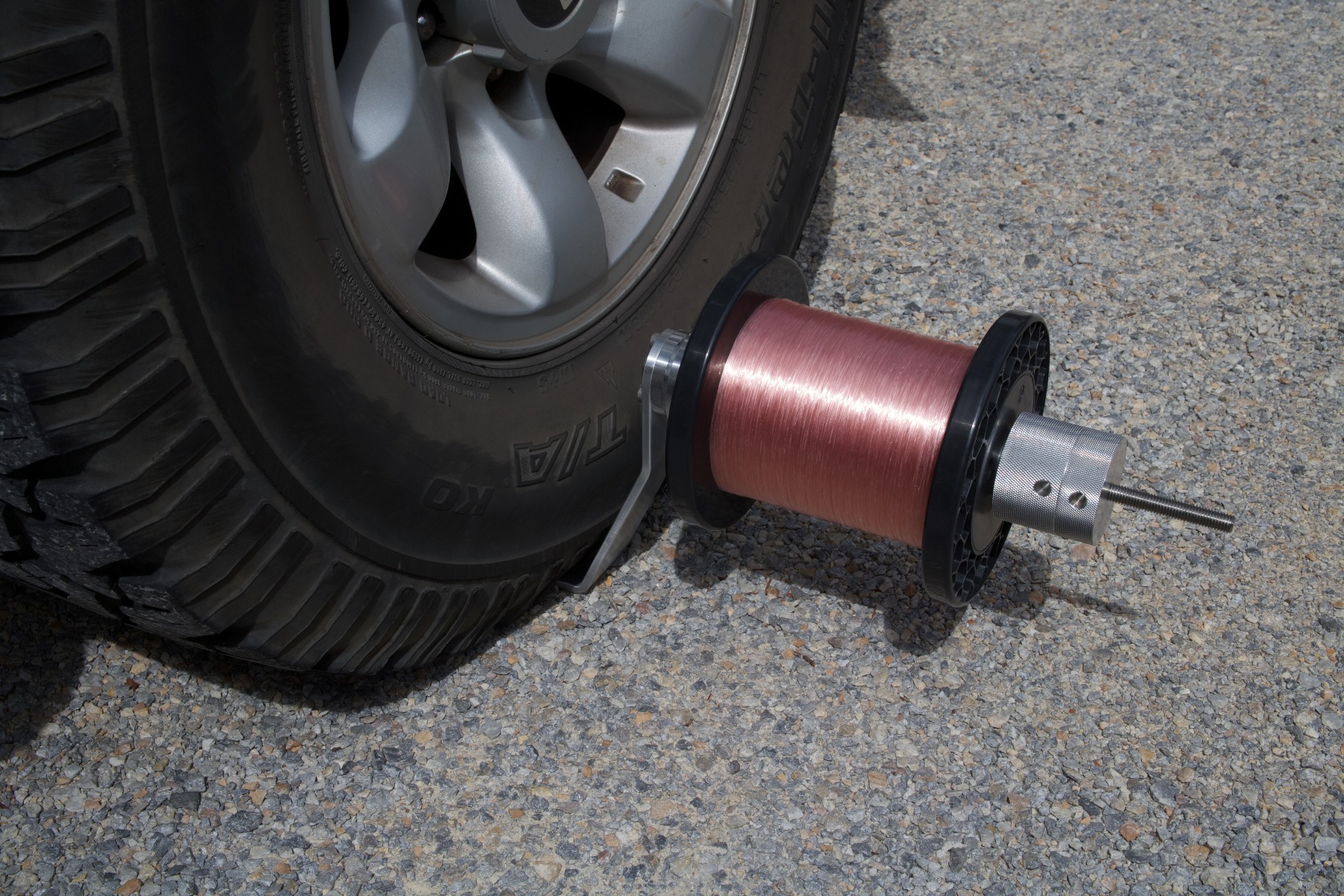 Bee's Knees Reel Spooler - Busted Fishing